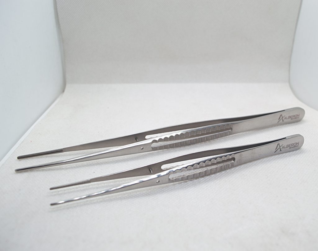 DEBAKEY ATRAUMATIC TISSUE FORCEPS, 24CM, EXTREMELY LIGHT – Alberon